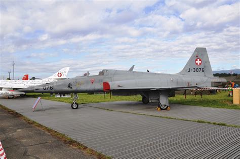 ノースロップ F 5 歩き回る ネット マケット