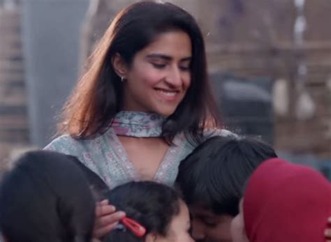 Notebook Laila Song Out Pranutan Bahl Zaheer Iqbal India Tv Hindi