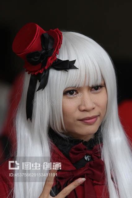 小乔cos旗袍白丝露脚图片素材 免费可商用 高清下载 快剪辑