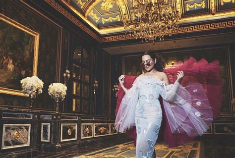 Pin By Ayesha Dhaliwal On Sonakshi Sinha Fashion Ruffle Blouse