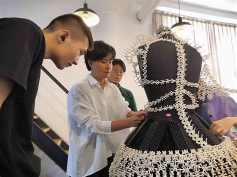 进博会 进宝”乐高模型创作特写 上海有块文化传媒有限公司