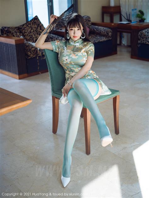 Huayang 花漾show Vol390 朱可儿flower 青瓷色旗袍 无水印私房照片流出 无限云图网