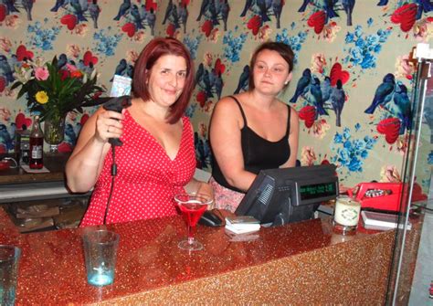 Dan Gorham Art Design Ruby Blu Wallpaper Design