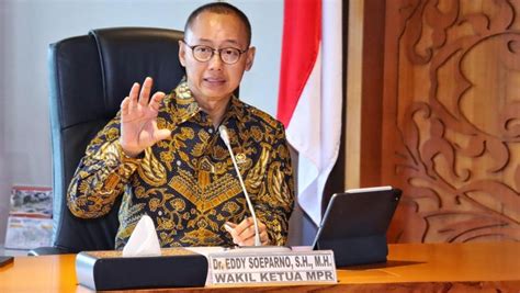 Karyawan Salat Jumat Dipotong Gaji Eddy Soeparno Jika Benar Beri Sanksi