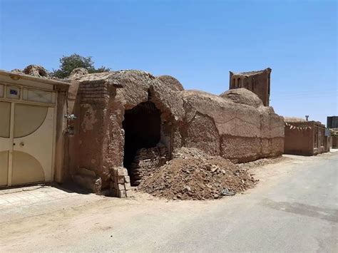 مرمت‌ خانه تاریخی شهید ابراهیمی گناباد توسط بخش خصوصی آغاز شد