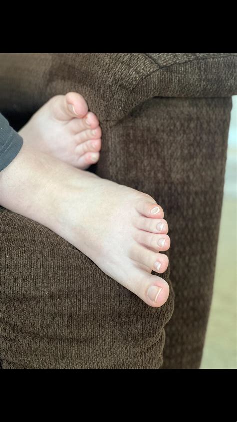 Naked Toes R Bbwfeet