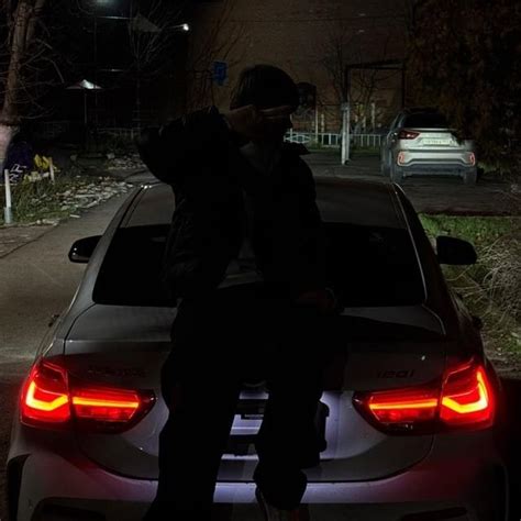 Trndsttr Lyrics Songs And Albums Genius