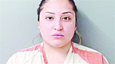 Empleada Tomaba Fotos A Niñas Desnudas En Centro De Apoyo A