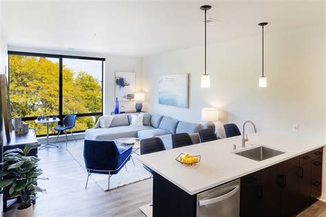 Waterfront Apartments For Rent In Milwaukee 665 Rentals