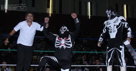 Estrellas Del Ring L A Park Festejo 34 Años Como Luchador Enseñando
