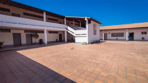 Salones Portería Y Otros Espacios De La I E Bernardo Uribe Londoño De La Ceja Fueron