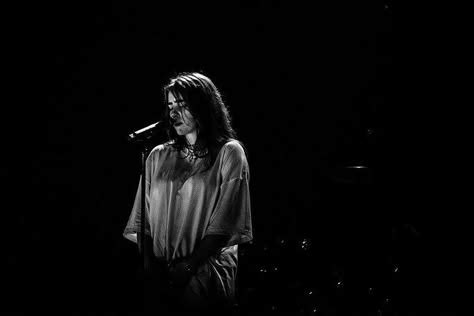Billie Eilish Laptop Wallpaper Aesthetic