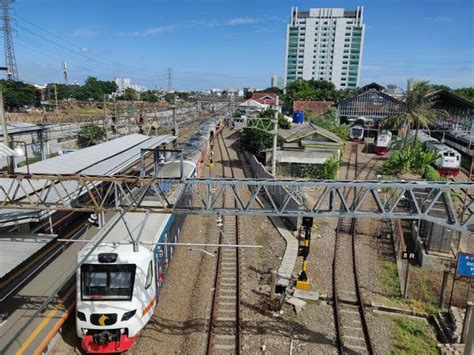 Airport Train Passing Tanah Abang Railway Station Editorial Stock Image