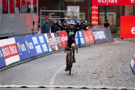 Veldritkrant Be Nieuws Maak Kennis Met Lore De Schepper