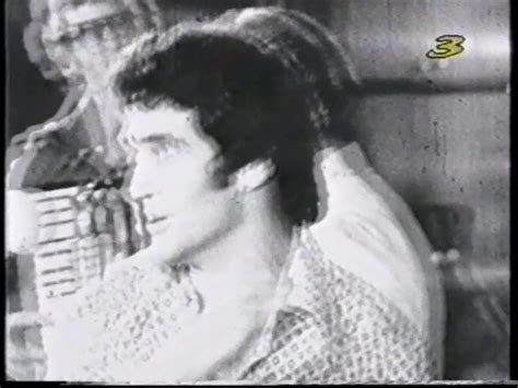 צוות הווי חיל האוויר תמיד עולה המנגינה תמיד עולה המנגינה הוא פזמון שכתב יורם טהרלב הלחין יאיר