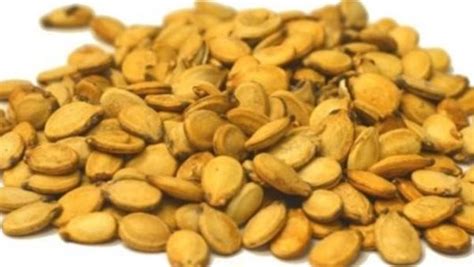 أضرار اللب السوبر تعرف عليها قبل سهرة رأس السنة