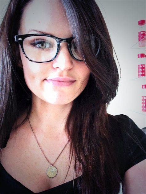 10 Choses Quentendent Forcément Toutes Les Filles à Lunettes