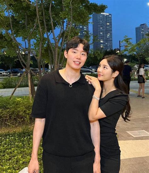 爱情事业齐飞！雅思组合战胜劲敌，徐承宰幸福生活备受瞩目中国羽毛球队巴黎奥运会未来