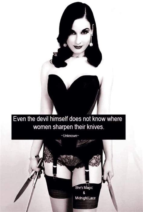 🖤🖤🖤 Dita Von Teese Feminine Energy Pin Up