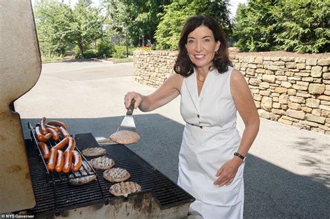 Chuck Schumer Is Roasted Over Grill Skills After Fathers Day Post