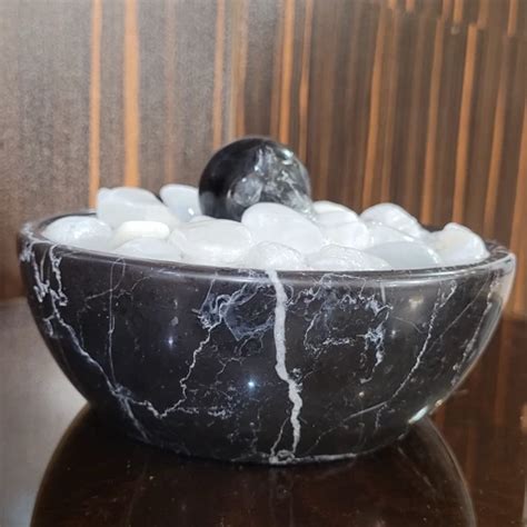 خرید و قیمت آبنما سنگ مرمریت مشکی از غرفه نوای آرامش