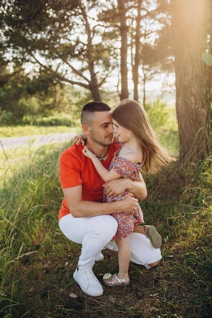 Pai E Filha Compartilham Amor Foto Premium