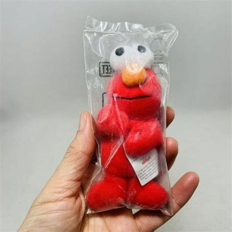 Vintage 1999 Kellogg Elmo Sesame Street Muppets Mini Beans Plush Toy