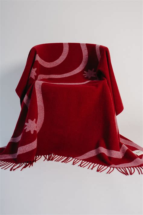 Tbco Home Blankets Bedding Cushion Covers And Tableware