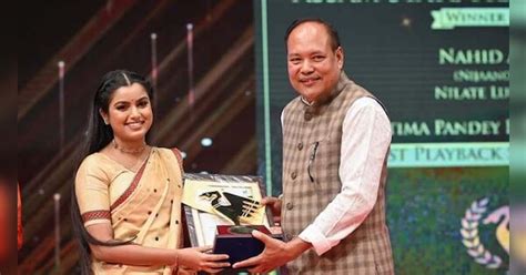 Confusion About Singer Nahid Afreen Award Has Been Removed Mistake Caused A Ruckus सिंगर नाहिद