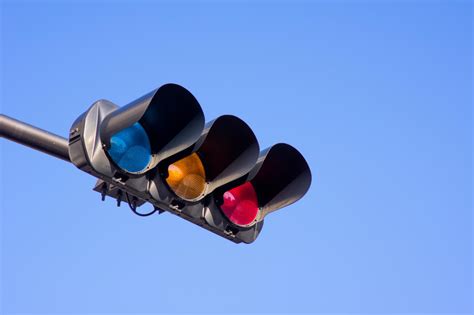 信号色の順番 道路交通法 信号機の色 Gfwbi