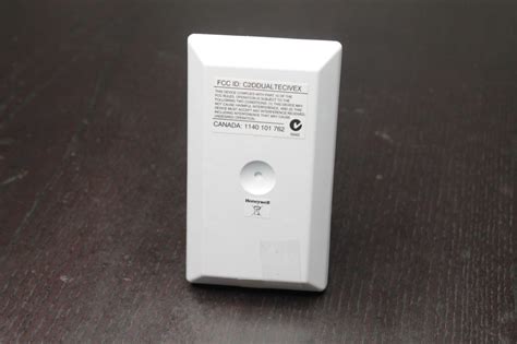 Honeywell Intellisense Dt 6100stc Dual Tec Pir Motion Sensor