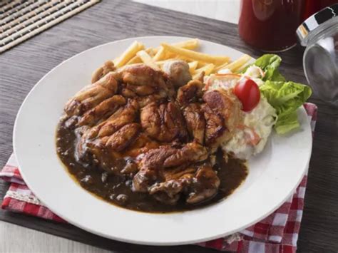 √ 17 Tempat Makan Menarik Di Bandar Tun Razak