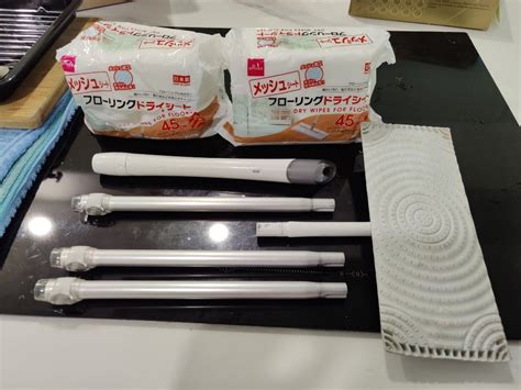 Quick Mop With 2 Daiso Wipes Pack 43 5 110cm Furniture And Home Living Cleaning And Homecare