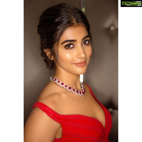 Pooja Hegde Instagram 🌹 Gethu Cinema