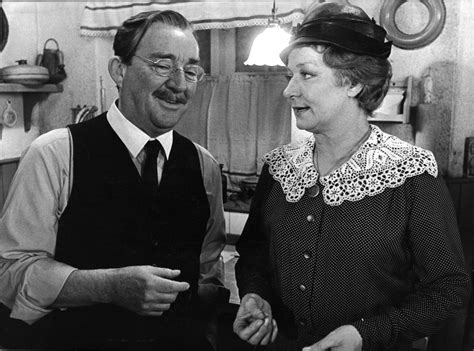 Lily Broberg Skuespiller Lexdk