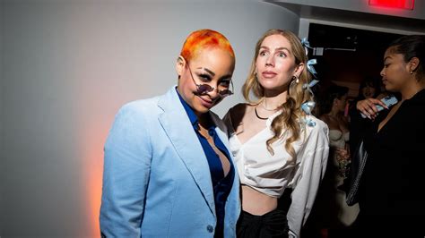 Raven Symoné Kissed But Legally No One Was Allowed To Tell Vanity Fair