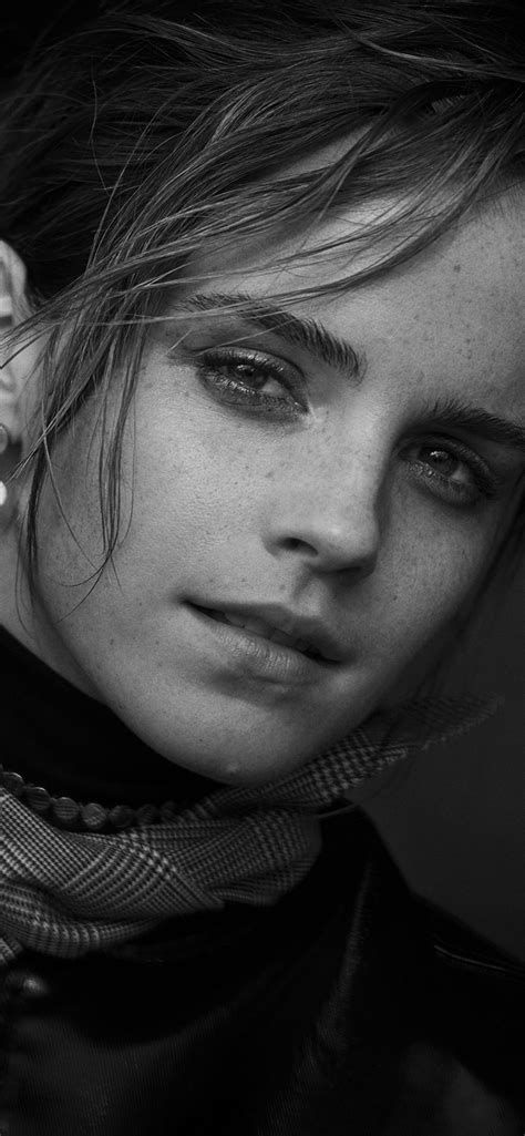 Emma Watson Black And White Wallpaper Hd At Werner Obrien Blog
