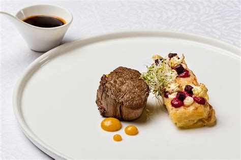 Main Course Lemuria Fine Dining