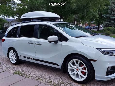 2020 Honda Odyssey Ex With 20x85 Ipa 1fk And Sailwin 245x45 On Stock