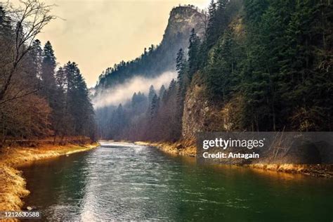 Dunajec River Gorge Photos And Premium High Res Pictures Getty Images
