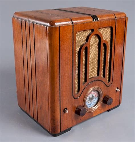 1930s Table Radio