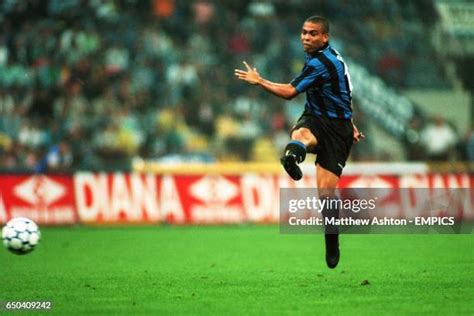 89 Ronaldo Inter Milan 1997 Photos And High Res Pictures Getty Images