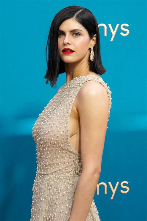 Alexandra Daddarios Braless Boobs In Sheer Dress At 74th Annual