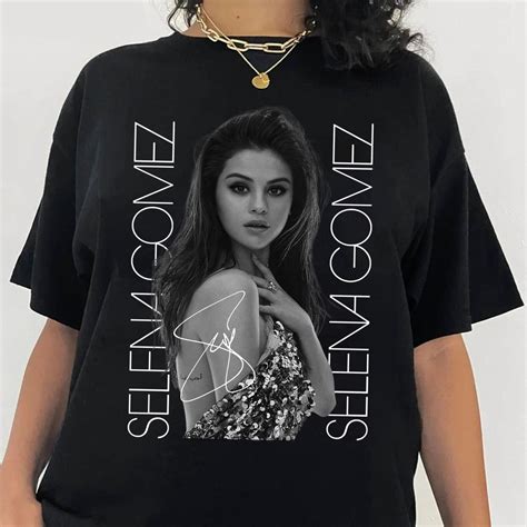 Rare Selena Gomez World Tour Short Sleeve M Gem