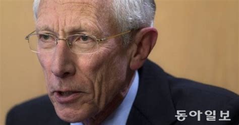 스탠리 피셔 미국 연준 부의장 금리 올릴 시기 아니다