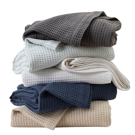 Great Bay Home 100 Cotton Waffle Weave Lightweight Bed Blanket King
