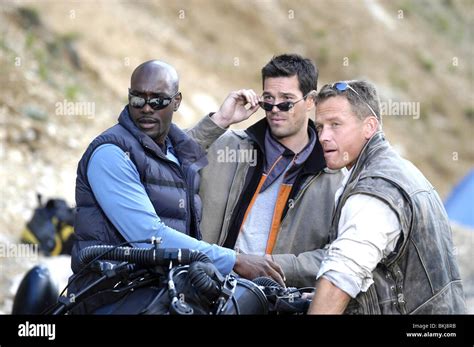 The Cave 2005 Morris Chestnut Eddie Cibrian Rick Ravanello Cave 001