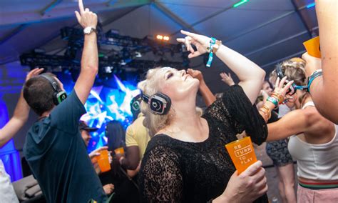 Silent Discos Single And The City