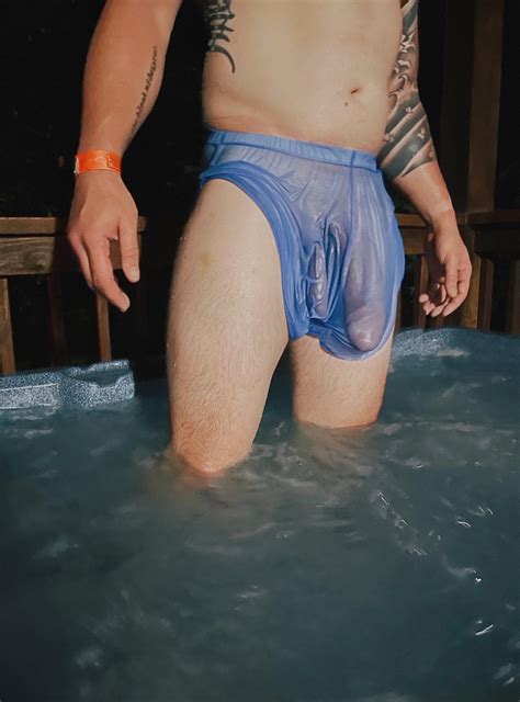 The Shorts Everyone Loves… But Wet R Bulges