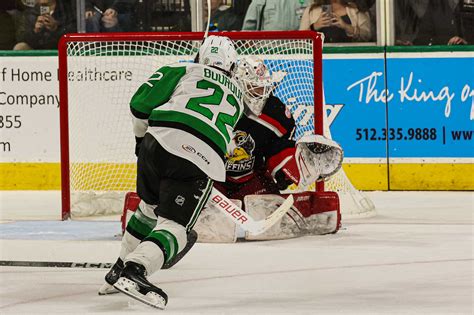 Mavrik Bourque Scores Four Wills Texas To 4 3 Victory Over Grand Rapids